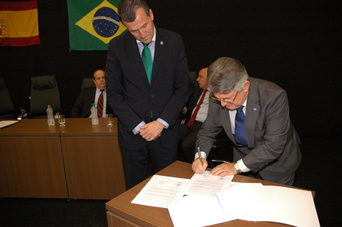 Convênio De Dupla Titulação Do Curso De Direito é Firmado Com Alicante